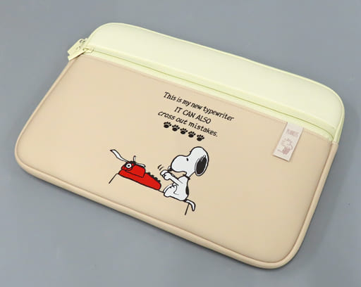 Snoopy (Beige) Personal Computer Case "PEANUTS" | Goods / Accessories ...