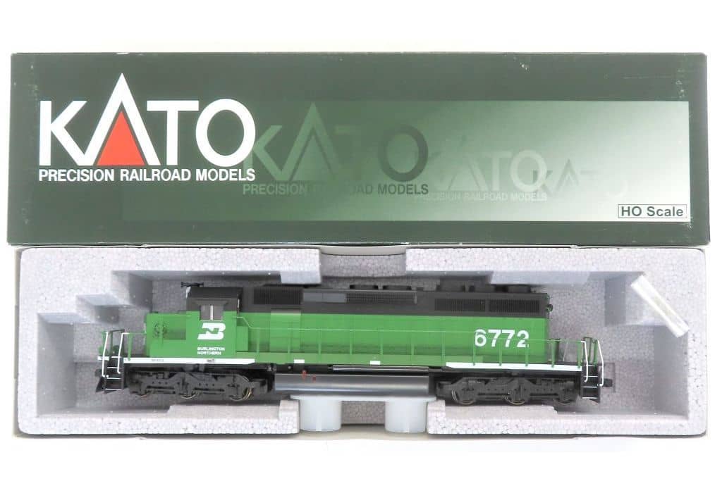 駿河屋 - HOゲージ 1/87 SD40-2 中期形 BN (バーリントン・ノーザン) #6770 [37-6601]（外国型）