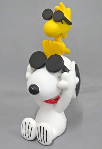 Trading figure "PEANUTS Hide & Seek Hide-and-seek Figure" by Snoopy ...