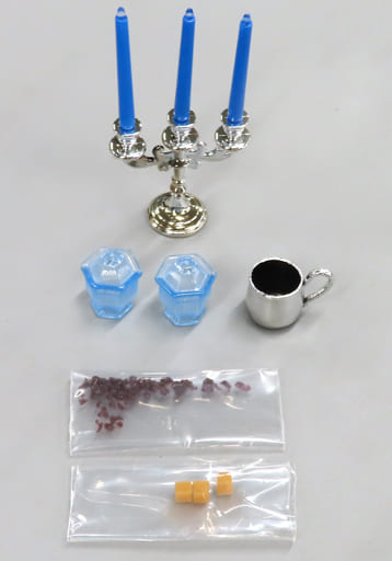 Silver candlestick & candle and sugar pot tea leaf pot syrup pot set ...