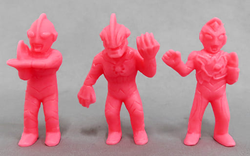 Pink A Set (Ultraman, Ultraman Belial, Ultraman Decker) "Ultraman Ultra ...