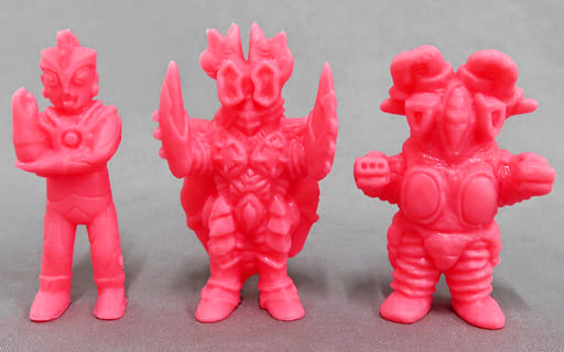 Pink B Set (Ultraman A, Hyper Zetton, Zetton 2 nd generation) "Ultraman ...