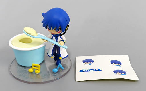 6. KAITO (Pen Stand) "Hatsune Miku DesQ P @ rty on Desk ♪" | Toy Hobby ...