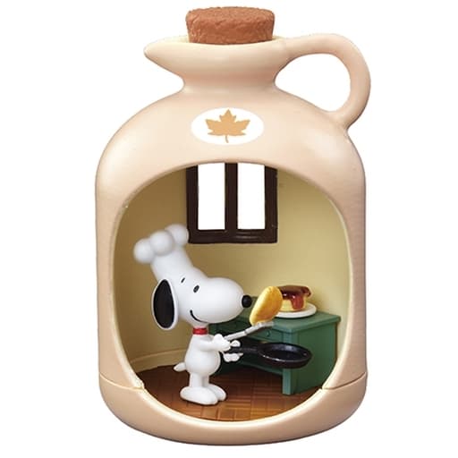4. Maple Syrup "Snoopy's LIFE in a BOTTLE" | Toy Hobby | Suruga-ya.com