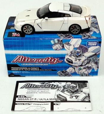 Toy A-01U NISSAN GT-R Ultra Magnus Brilliant White Pearl 「 Transformer ...