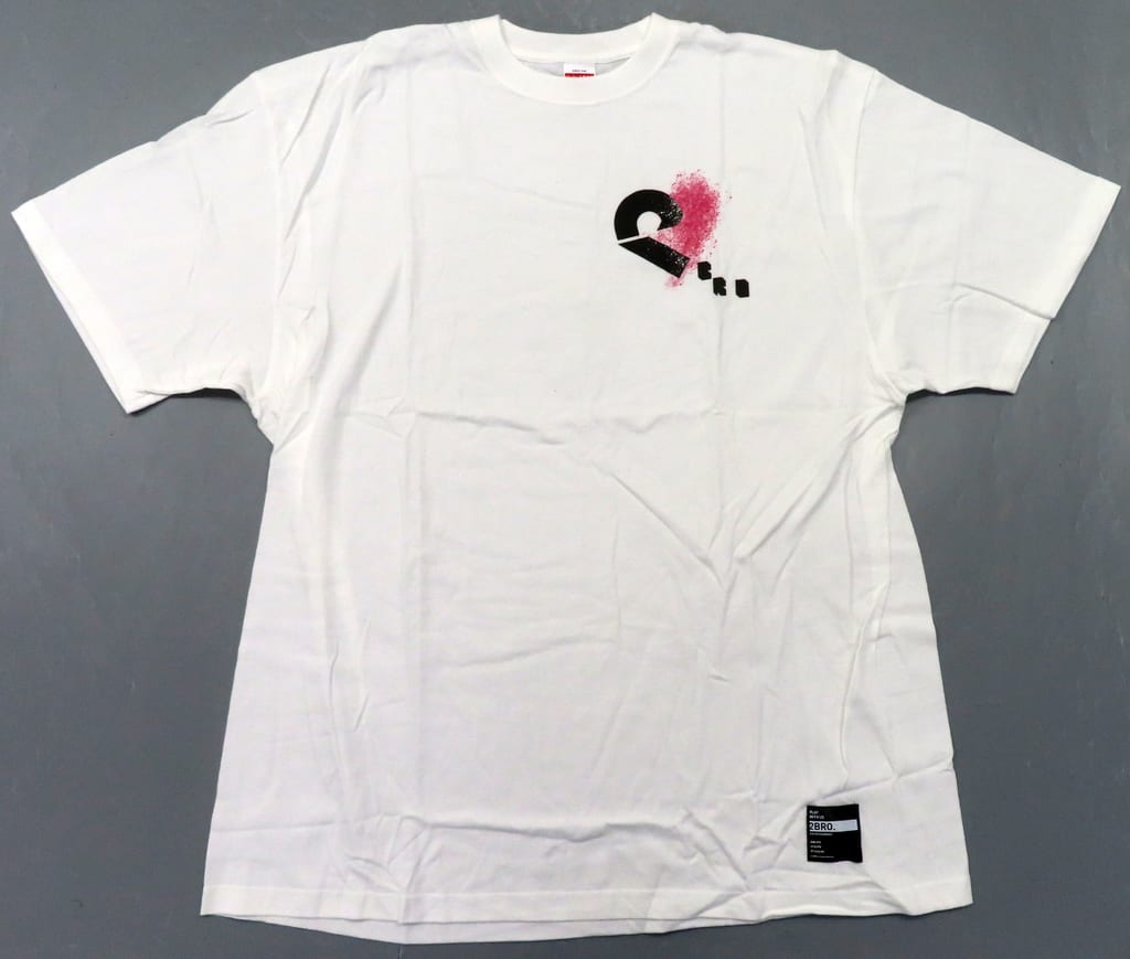 駿河屋 - 2BRO.(兄者弟者) ベーシックロゴTシャツ002 ホワイト XLサイズ 「2BRO. Monthly Project 【Festival】」 2BRO.STORE限定（Tシャツ）