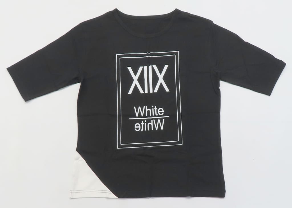 駿河屋 - XIXX White White Tシャツ ブラック Mサイズ 「XIIX LIVE 『White White』」（Tシャツ）