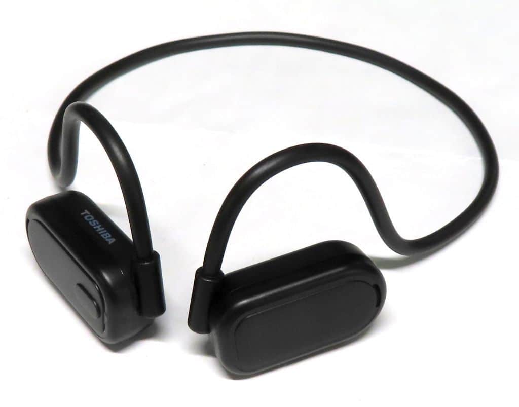 駿河屋 - TOSHIBA 耳かけ型ブルートゥースイヤホン(ブラック)[RZE-ABT60]（ヘッドフォン）
