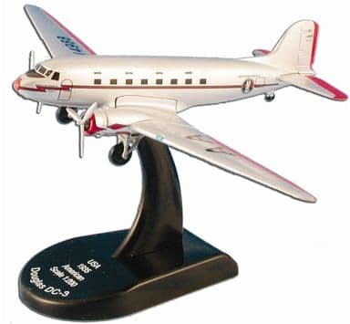 1/200 DC-3 American Airlines [5808] | Toy Hobby | Suruga-ya.com