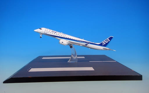 1/200 MRJ90 ANA Paint Nagoya Airfield With Takeoff Base [MR29009] | Toy ...