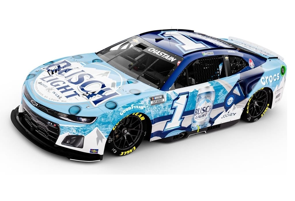 駿河屋 - 1/64 BUSCH LITE CROCS 2024 シボレー カマロ ZL1 ロス・チャスティン #1 「NASCAR CUP ...
