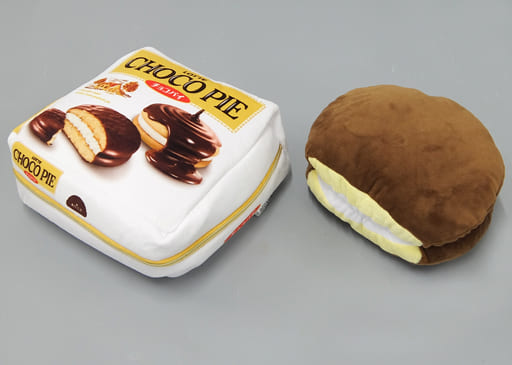 CHOCO PIE Plush toy in Pouch Cushion "LOTTE" | Goods / Accessories ...