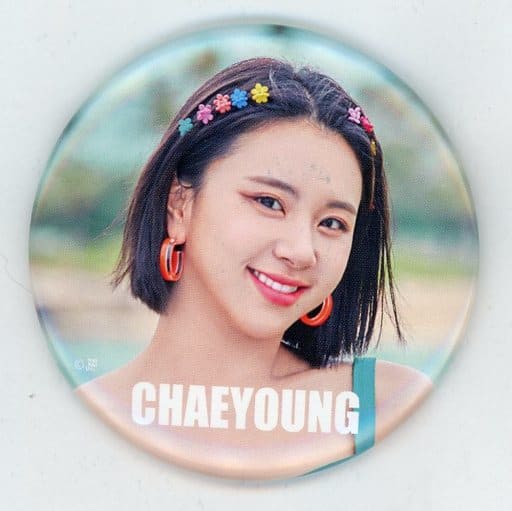 Badge Pins Chae-young (Visual) Random metal badge 「 TWICE POPUP STORE ...