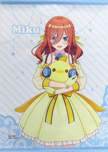 Nakano Mikku B2 Tapestry "Eiga The Quintessential Quintuplets × Piyori ...