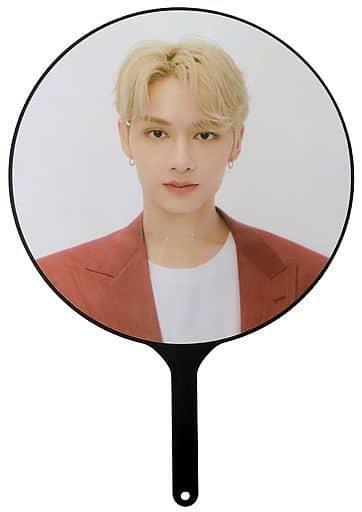 Jun IMAGE PICKET (Uchiwa) "SEVENTEEN WORLD TOUR [BE THE SUN] - JAPAN ...