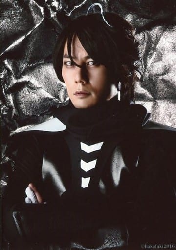 Official photo (male) / actor Masakazu Nemoto (Saber) : Upper body, Costume Black, Armband ...
