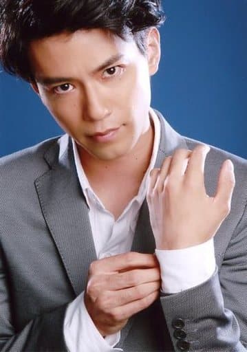 Official photo (male) / actor Yamato Kinjo / Bust Up / Costume Grey ...