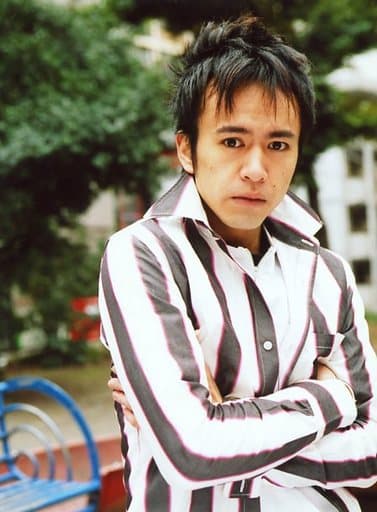 Official photo (male) / actor * pnish * / Yuichi Tsuchiya / Upper Body, Costume White, Black ...