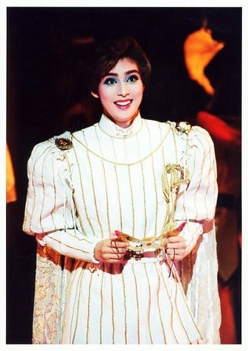 Official photo (female) / Takarazuka Revue (moon group) / actress Takarazuka Revue (Tsukigumi ...