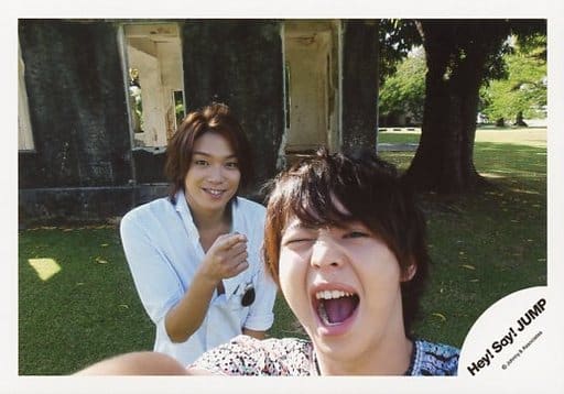 Hey! Say! JUMP / Daiki Arioka / Yuya Takagi / Horizontal / Face Up / Costume White / Black ...