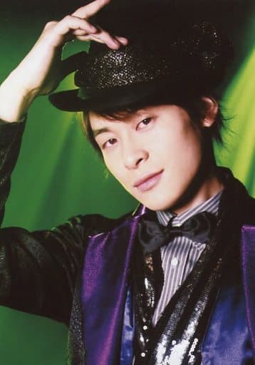 Official photo (male) / actor Yuki Fujiwara (Zs) / Bust Up / Costume ...