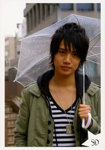 Official photo (male) / actor Shinpei Takagi / Bust Up / Costume Black ...