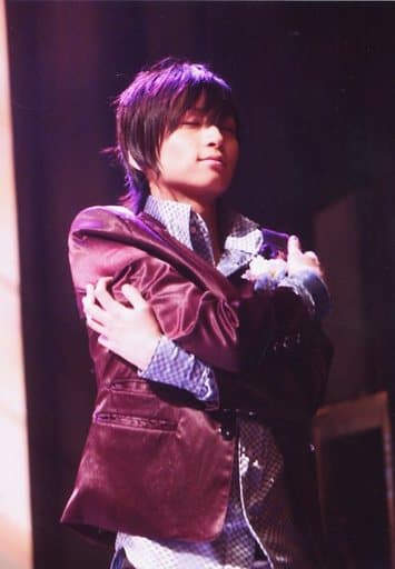 Official photo (male) / actor Yoshihiko Aramaki / Live Photo / Upper ...