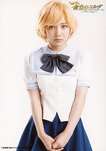 Risako Ito (Kanade Kohinata) / Upper body, costume white, light blue ...