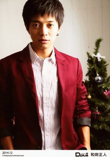 Official photo (male) / actor D-BOYS / Masato Wada / Upper Body / Jacket Red / Shirt Striped ...