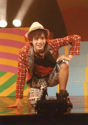 Ryuji Sato (Yamato Kyosuke) / Live Photo / Whole Body / Squat / Costume ...