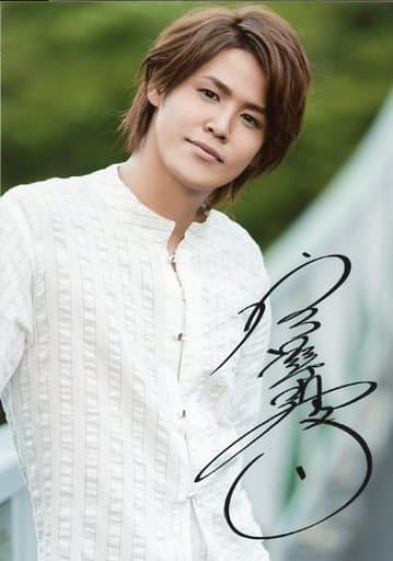 Official photo (male) / Voice actor Mamoru Miyano / CDs 「 Tempest ...