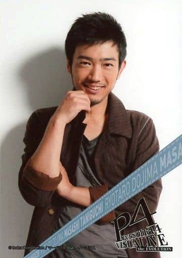 Official photo (male) / actor Kenji Taniguchi (Ryotaro Dojima) / Upper ...