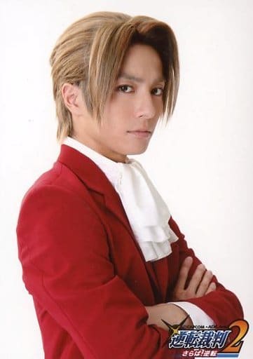 Official photo (male) / actor Takuma Wada (Miles Edgeworth) / Upper ...