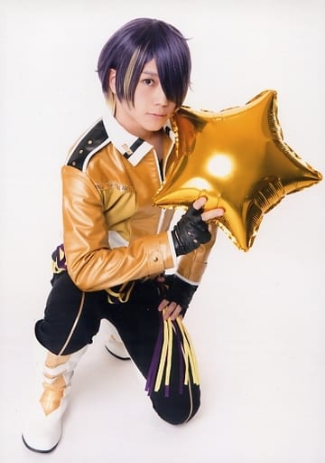 Official photo (male) / actor Taiga Fukazawa (Shinobu SENGOKU) / Whole ...