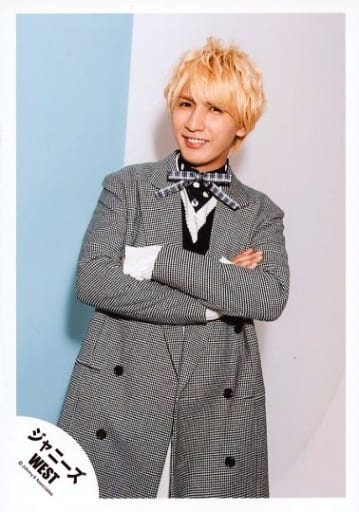 Official photo (Johnnys) / idol / Johnny's West Johnny's West / Ryusei Fujii / Above-the-knee ...
