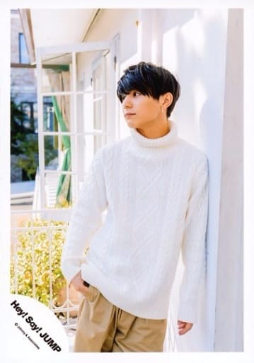 Hey! Say! JUMP / Ryosuke Yamada / Above-the-knee ・ Costume white ...