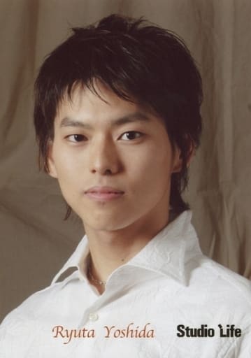 Theater Group Studio Life / Ryuta Yoshida / Bust up / White Costume ...