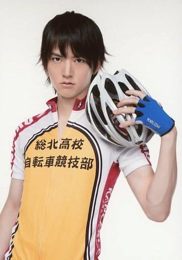 Official photo (male) / actor Masanari Wada (Shunsuke Imaizumi) / Upper Body / Helmet ...