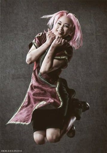 Yui Ito (Sakura Haruno) / Whole Body / Both Hands, Rock jaw / Jump ...
