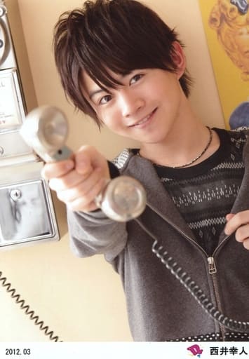 Official photo (Male) / Actor / D2 D2 / Yukito Nishii / Upper Body / Costume Gray / Black ...