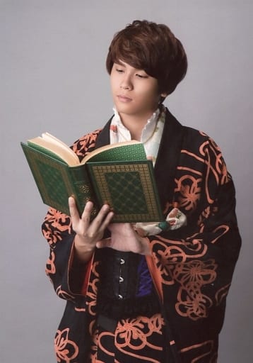 Mark Ishii (Chair Craftsman) / Above the Knee / Black Costume / Orange ...