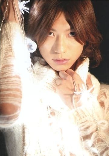 D-BOYS / Hiroki Suzuki / Bust up, Costume White, Right Hand Up, Left Wrist Base, Background ...