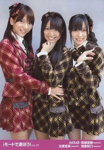 Official photo (AKB48, SKE48) / idol / AKB48 Group (3 people ...