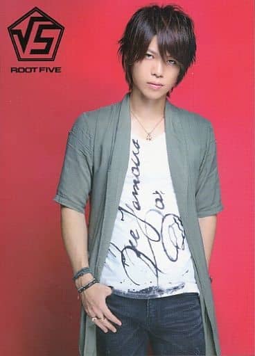 ROOT FIVE / Mi-chan / above the knee / background red / CD "the BEST of ROOT FIVE" (AVCD-93254 ...