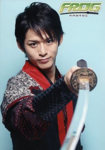 Official photo (male) / actor Takuma Sueno (Okita Soji) / Bust-up, Body ...