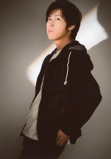 Official photo (male) / Voice actor Yusuke Shirai / Above the Knee ...