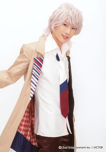 Official photo (male) / actor Toru Tsuji Shiro (Rabbi) / Genjo ...