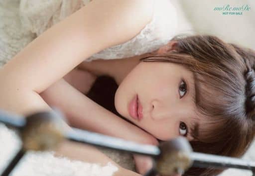 Moe Toyota / DVDs 「 mORE ModE 」 Torano Ana Special Bromide | Goods / Accessories | Suruga-ya.com