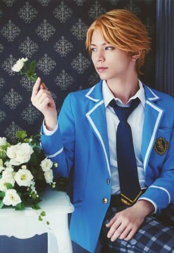 Official photo (male) / actor Ryo Kitamura (NARUKAMI ARASHI) / Upper ...