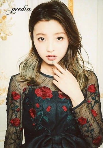 駿河屋 - predia/桜子/バストアップ・衣装黒・薔薇柄・・「ヌーベルキュイジーヌ」/「predia release tour 2017 ～ワインとかけて、prediaと解く。その心は ...